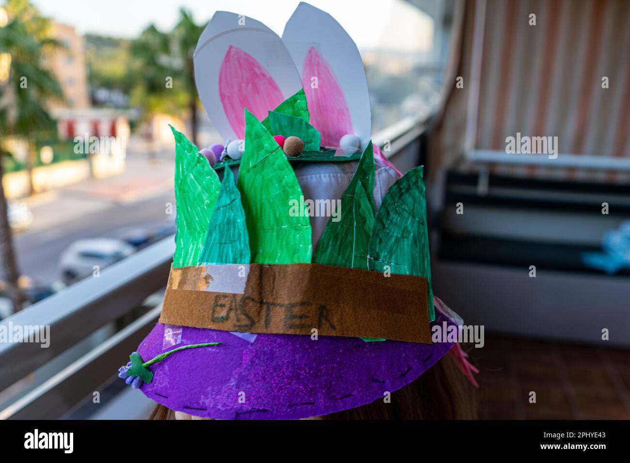 Home-made easter hat, rabbit style Stock Photo - Alamy