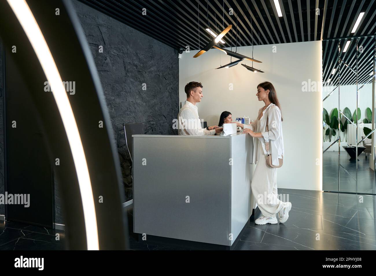 Paying services credit card hi-res stock photography and images - Alamy