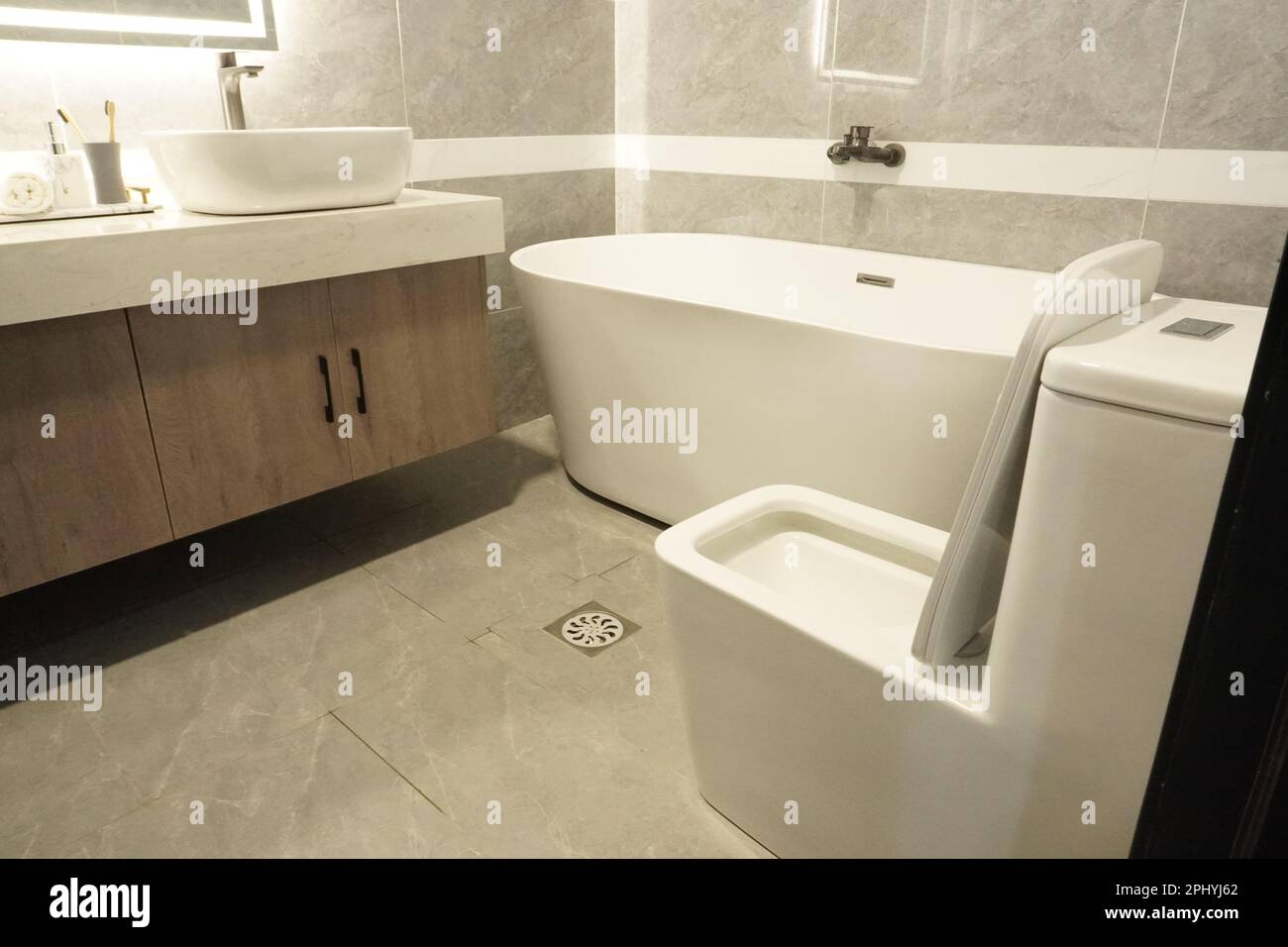 Interior of Very modern villa , from modern washroom, Bathtub to modern ...