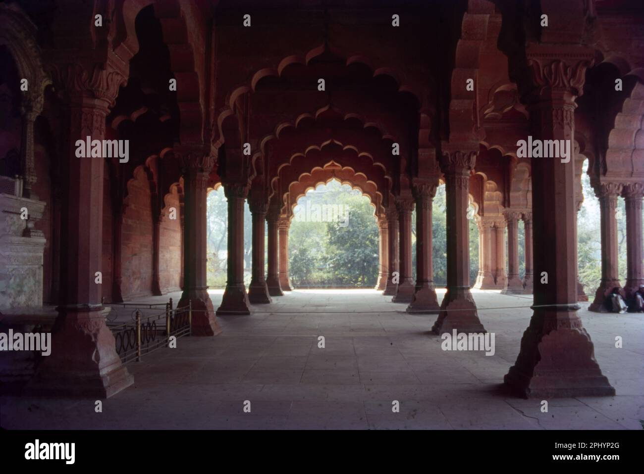 100 ft x 60 ft hi-res stock photography and images - Alamy