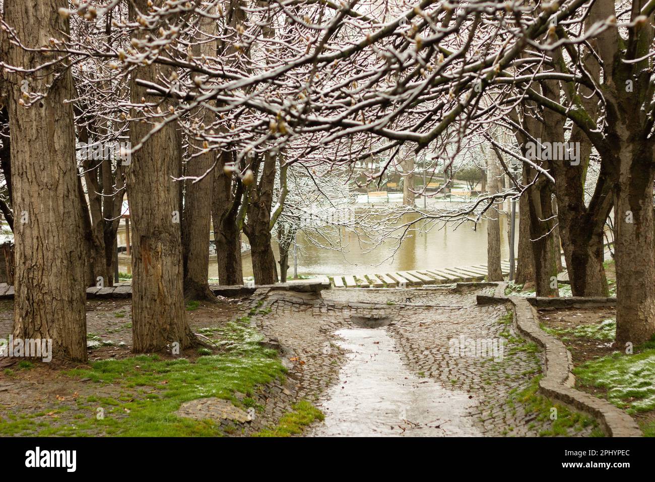 Waterway first melting in city hi-res stock photography and images - Alamy