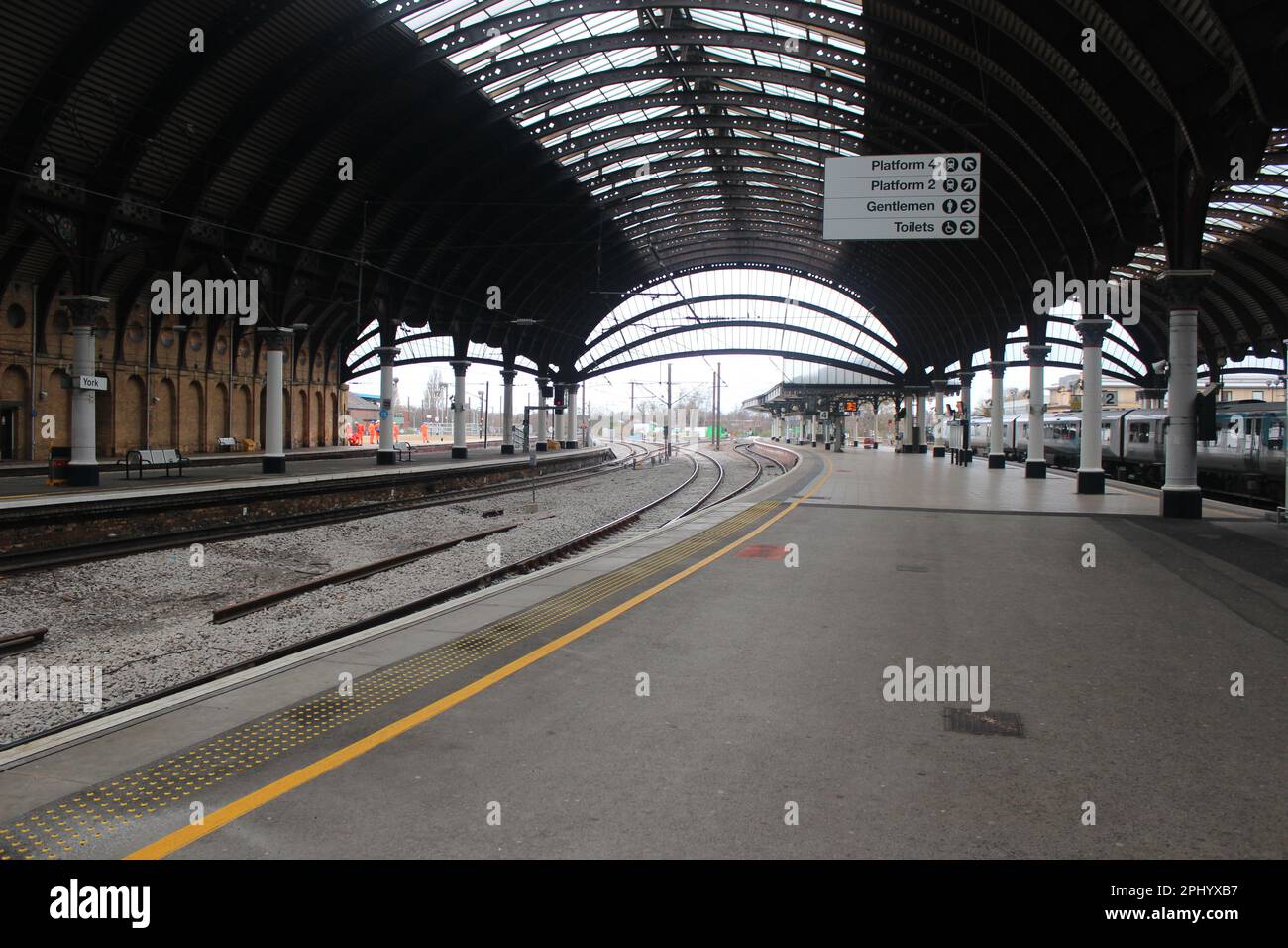 York Railway Station Stock Photo - Alamy