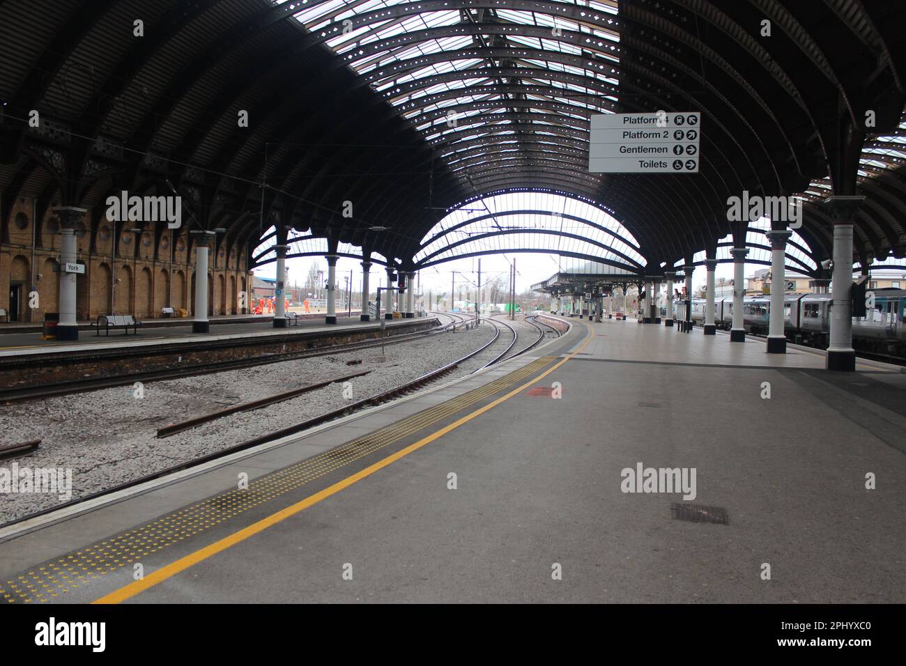York Railway Station Stock Photo - Alamy
