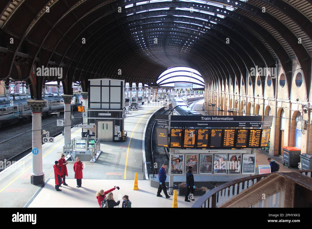York Railway Station Stock Photo - Alamy
