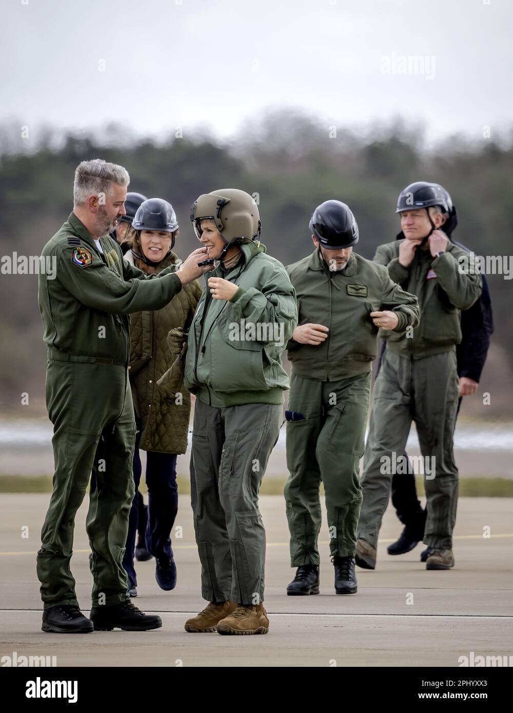 RIJEN - Queen Maxima gets out after training for extinguishing forest ...