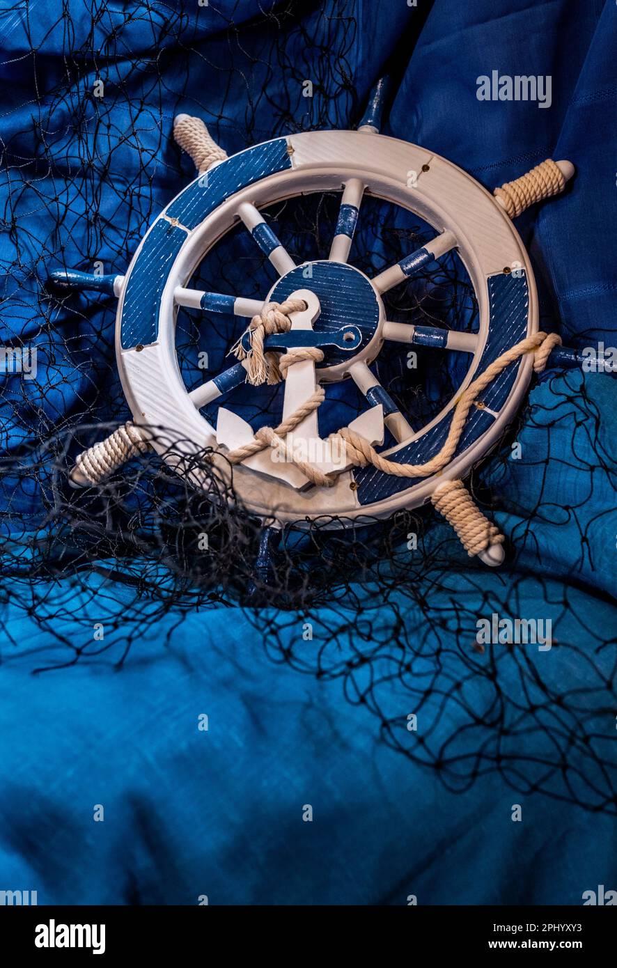 Wheel rope hi-res stock photography and images - Alamy