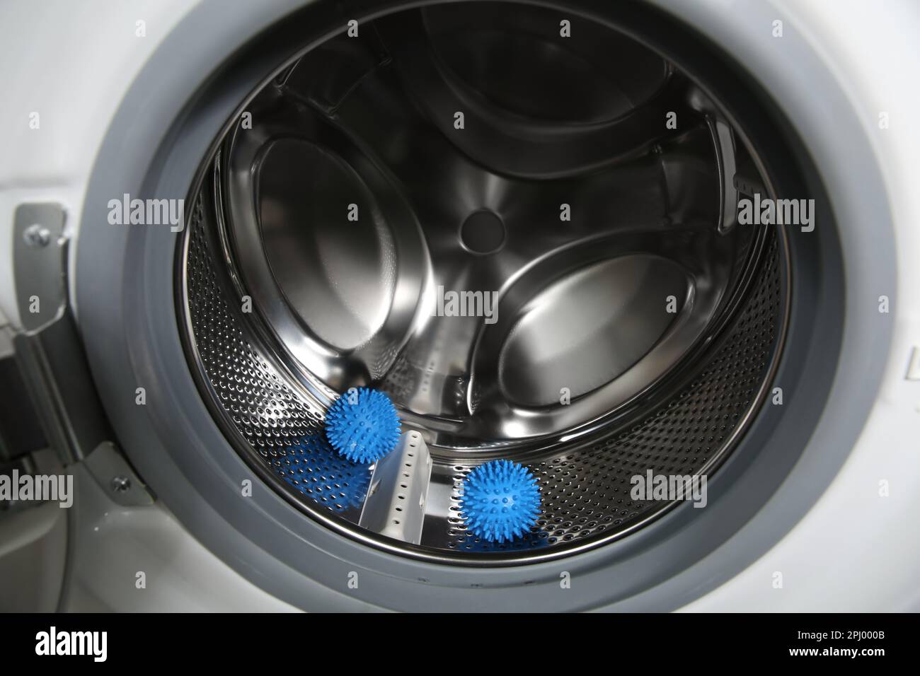 Dryer balls hi-res stock photography and images - Alamy