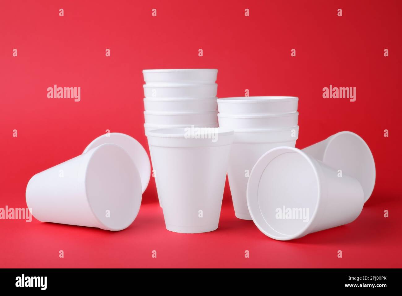 Styrofoam coffee cups hi-res stock photography and images - Alamy