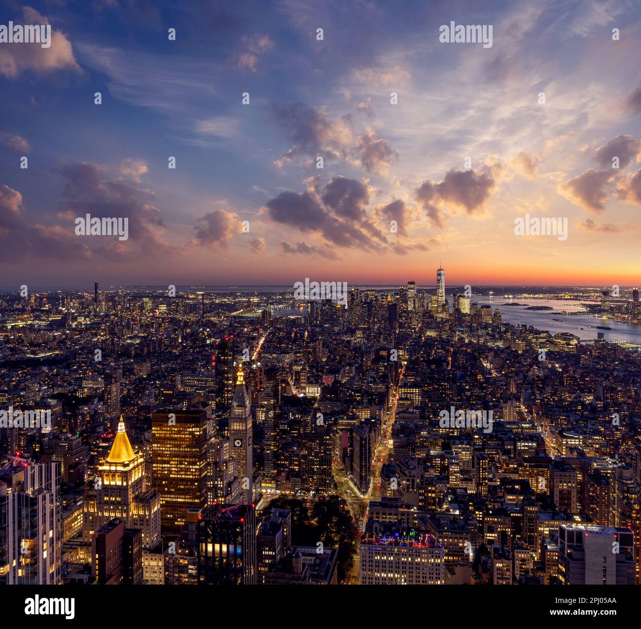 Experience the awe-inspiring beauty of NYC skyline at sunset from ...