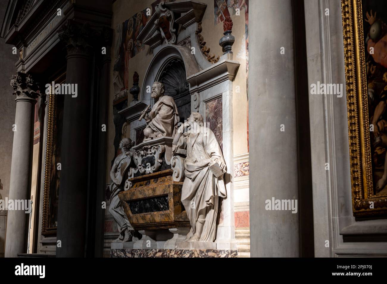 The Opera di Santa Croce, a Franciscan Basilica. Santa Croce, Florence ...