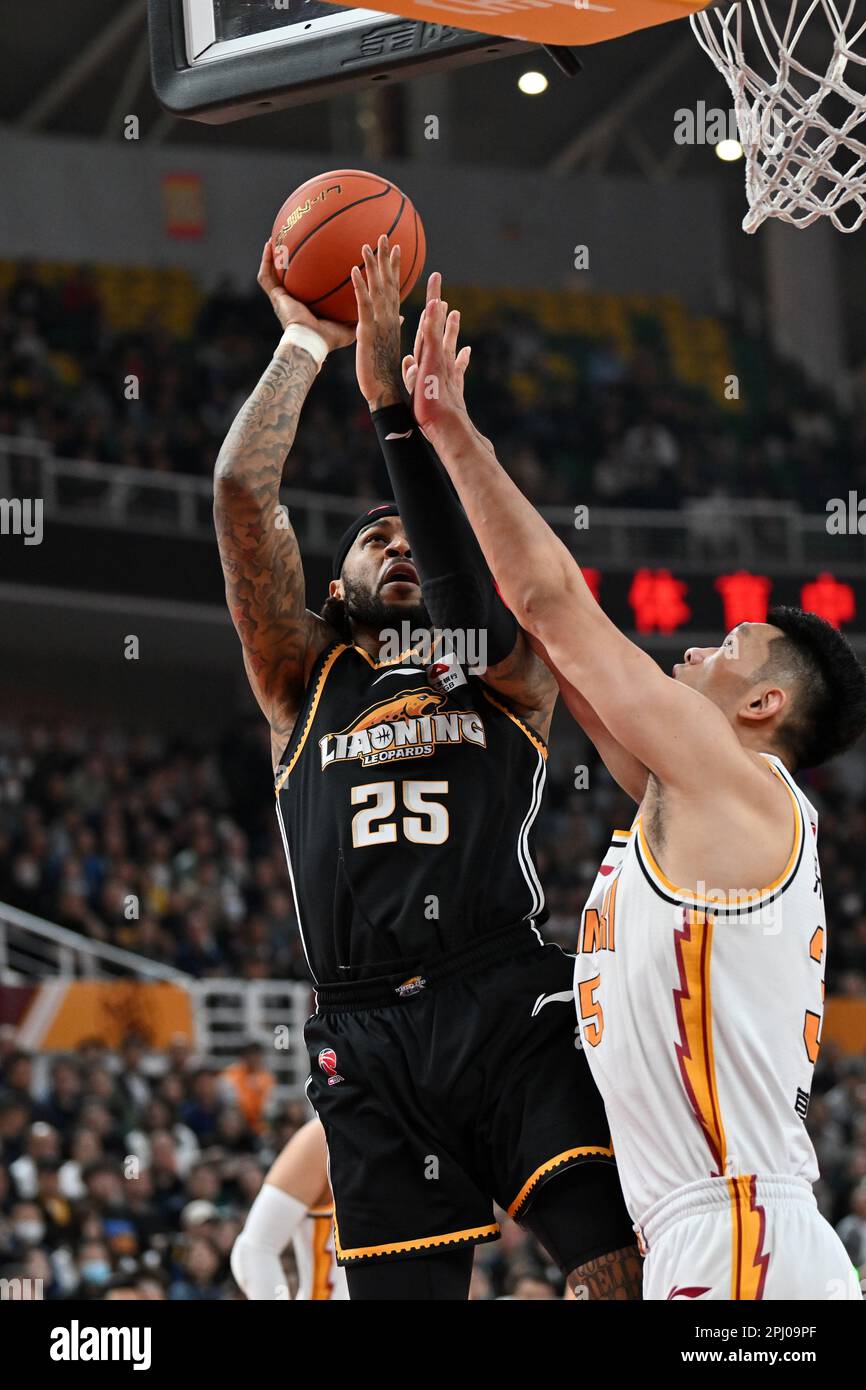 Taiyuan, China's Shanxi Province. 30th Mar, 2023. Eric Moreland (L) of ...