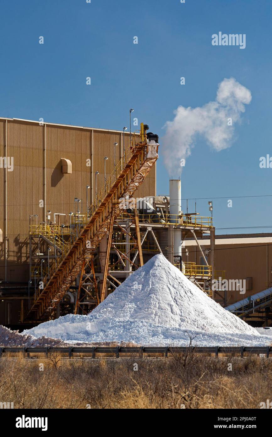Intrepid potash plant hi-res stock photography and images - Alamy