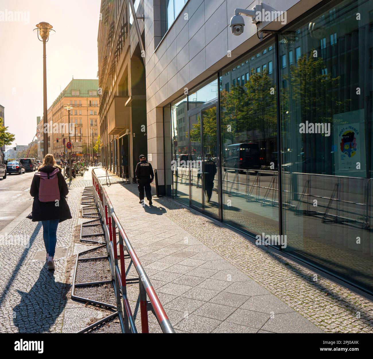 Police property protection, French Consulate, Berlin, Germany Stock ...