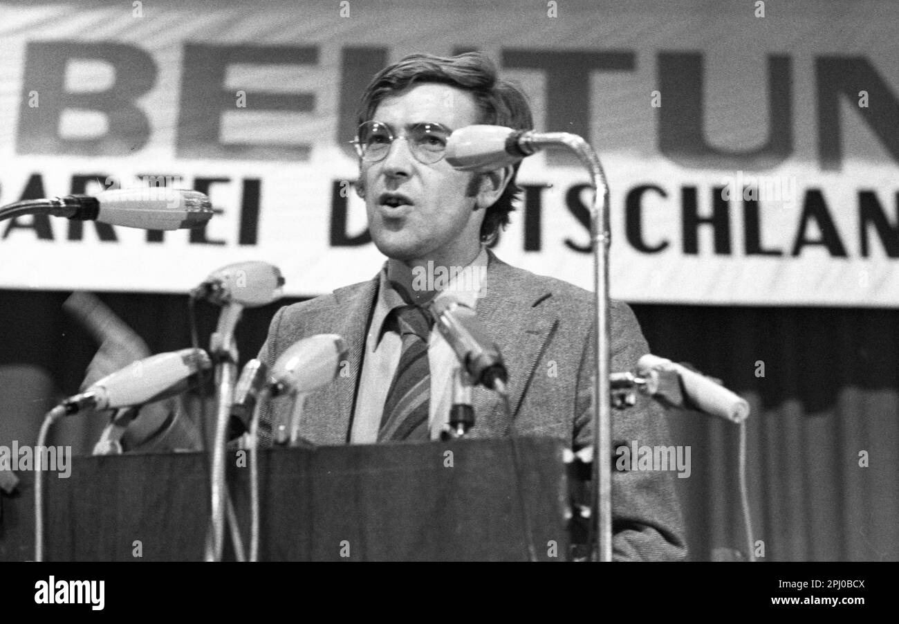 Personalities from politics, business and culture from the years 1965 ...
