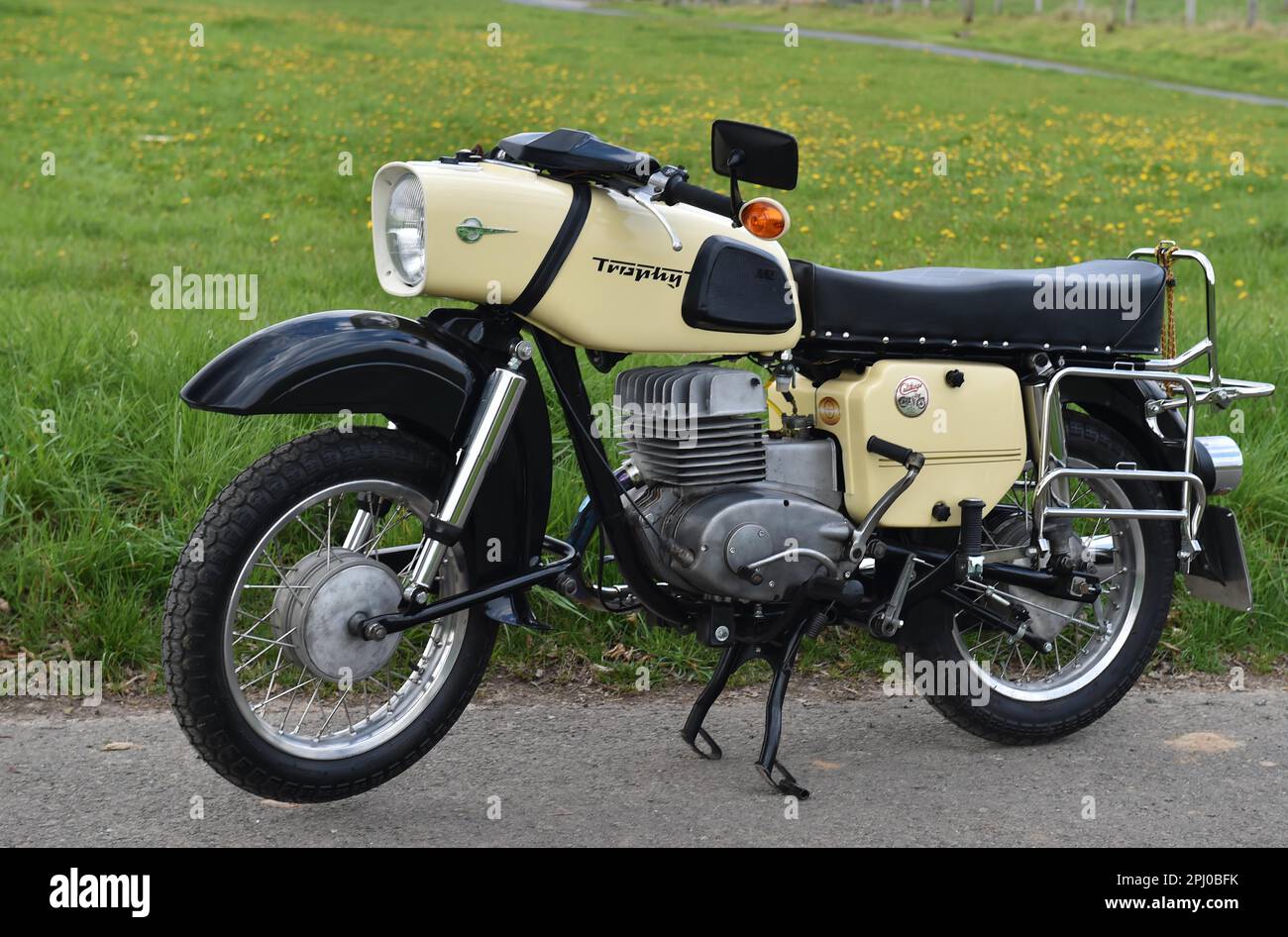 Mz 250 trophy hi-res stock photography and images - Alamy