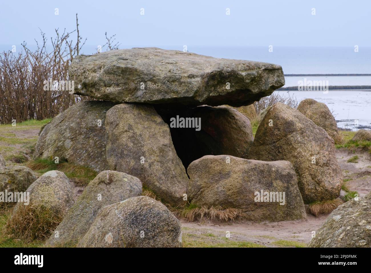 Harhoog, megalithic tomb, Neolithic tomb, Neolithic period, Keitum ...