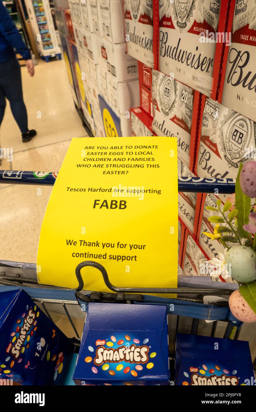 Tesco trolley hi-res stock photography and images - Alamy
