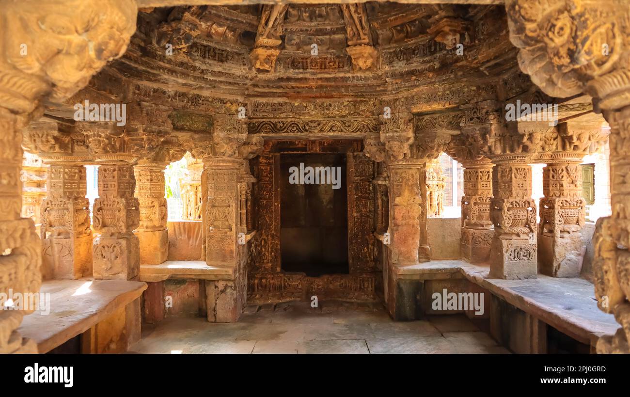 Inside Carvings of Sun Temple Modhera, Carving Pillars, Carving ...
