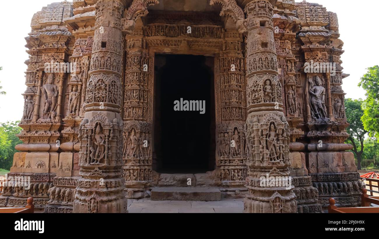Beautiful Carvings on the Entrance of Sun Temple, Surya Temple, Modhera ...