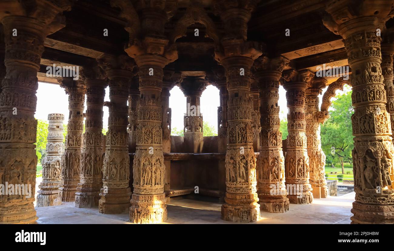 Beautiful Carving Pillars of Sun Temple, Modhera, Surya Temple, Modhera ...