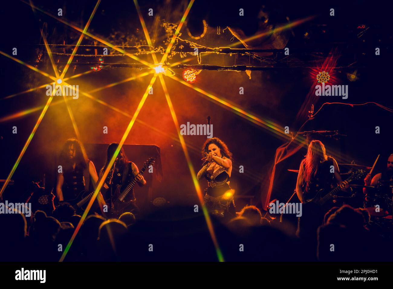 Eleine band hi-res stock photography and images - Alamy