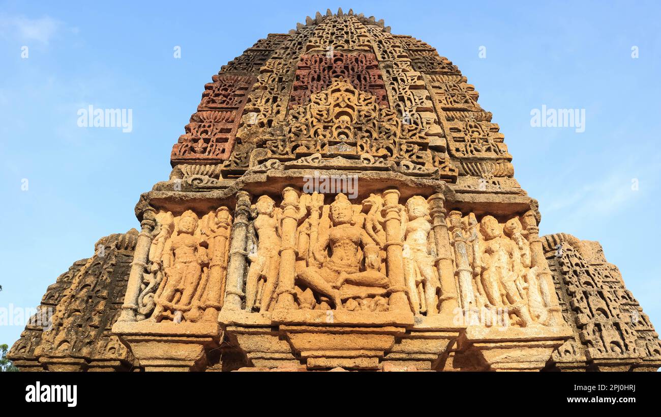 Beautiful Carvings of Hindu God and Goddess on the Sun Temple, Modhera ...