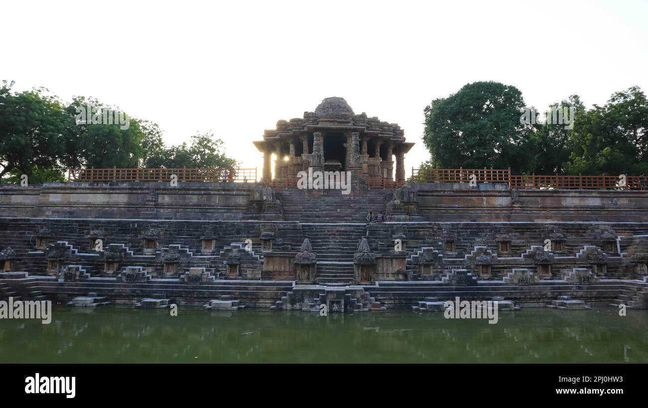 Beautiful View of Sun Temple and Sun Setting Behind, Modhera, Gujarat ...