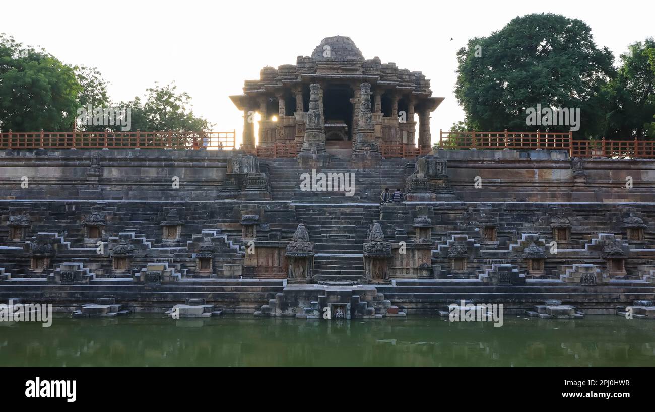 Beautiful View of Sun Temple and Sun Setting Behind, Modhera, Gujarat ...