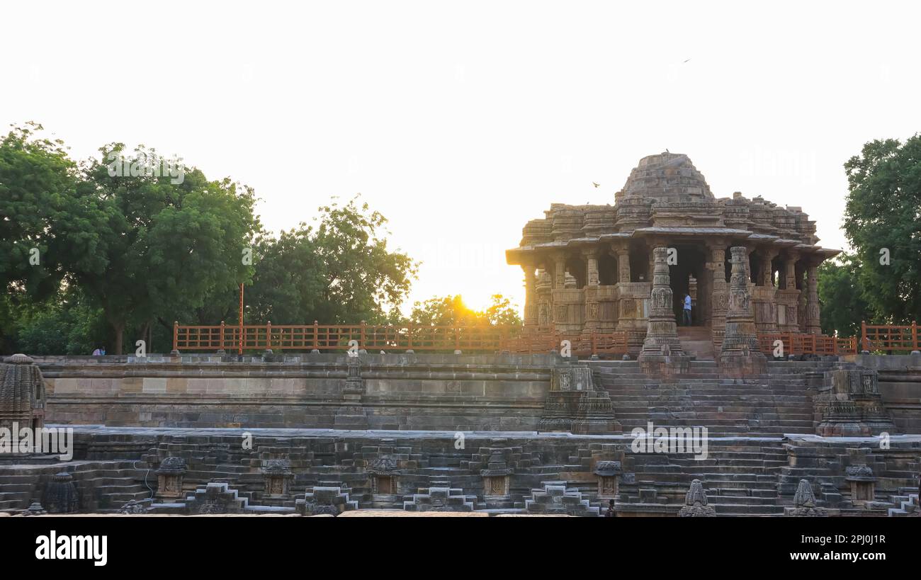 Beautiful View of Sun Temple and Sun Setting Behind, Modhera, Gujarat ...