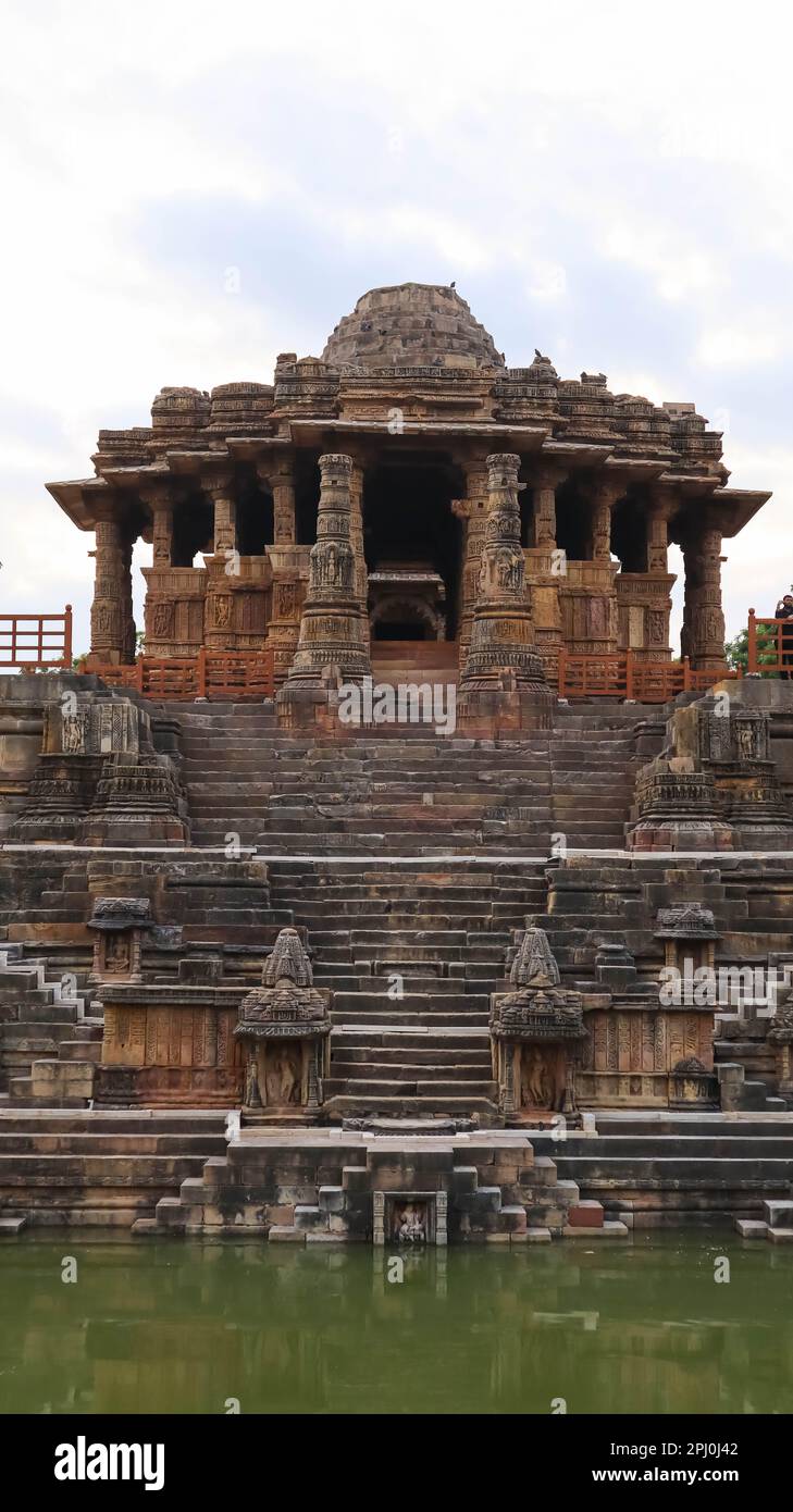 Beautiful View of Sun Temple and Sun Setting Behind, Modhera, Gujarat ...