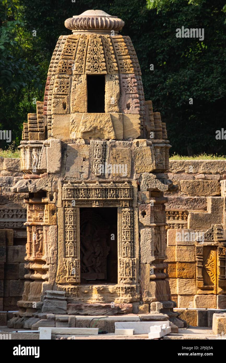 Carving Walls of Sun Temple, Ancient Human Life Carving on Temple, Sun ...
