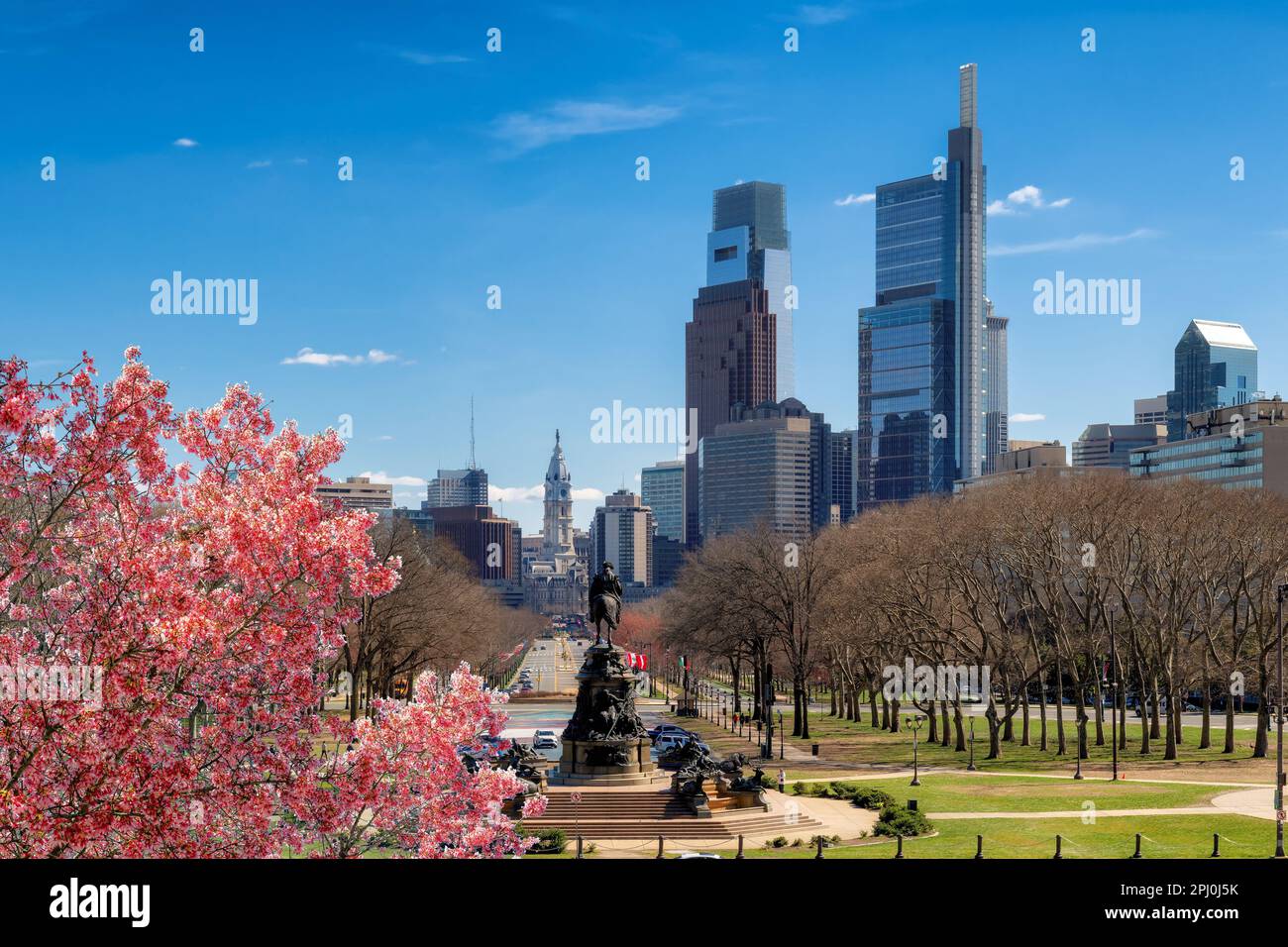 Philadelphia city skyline with spring flowers in spring sunny day Stock ...