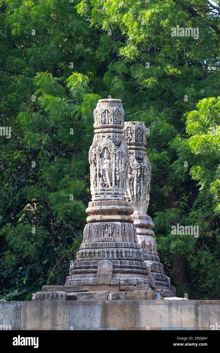 Beautiful Carving Pillars of Sun Temple, Modhera, Surya Temple, Modhera ...