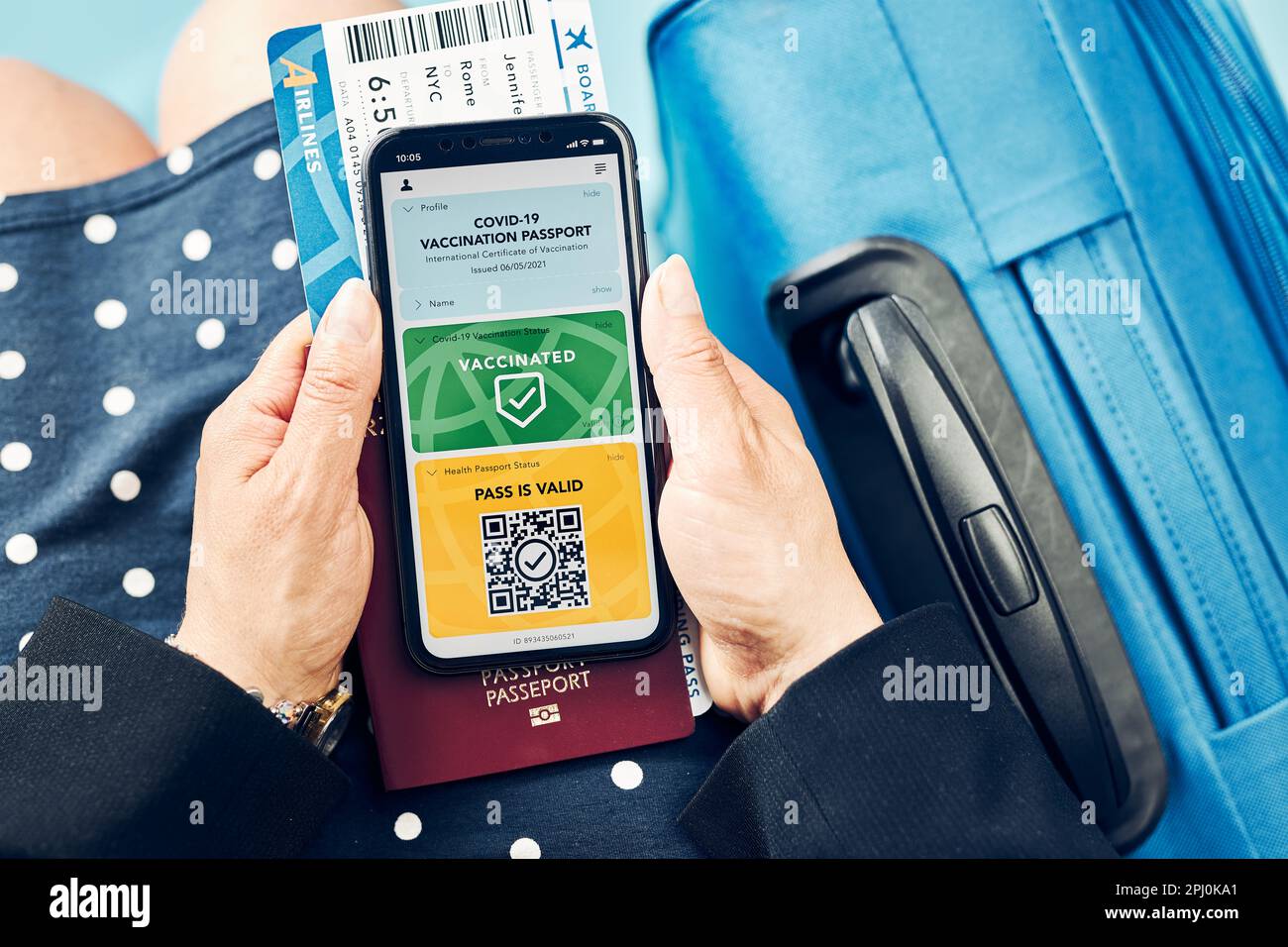 Digital covid certificate. Covid vaccination digital pass. Woman ...