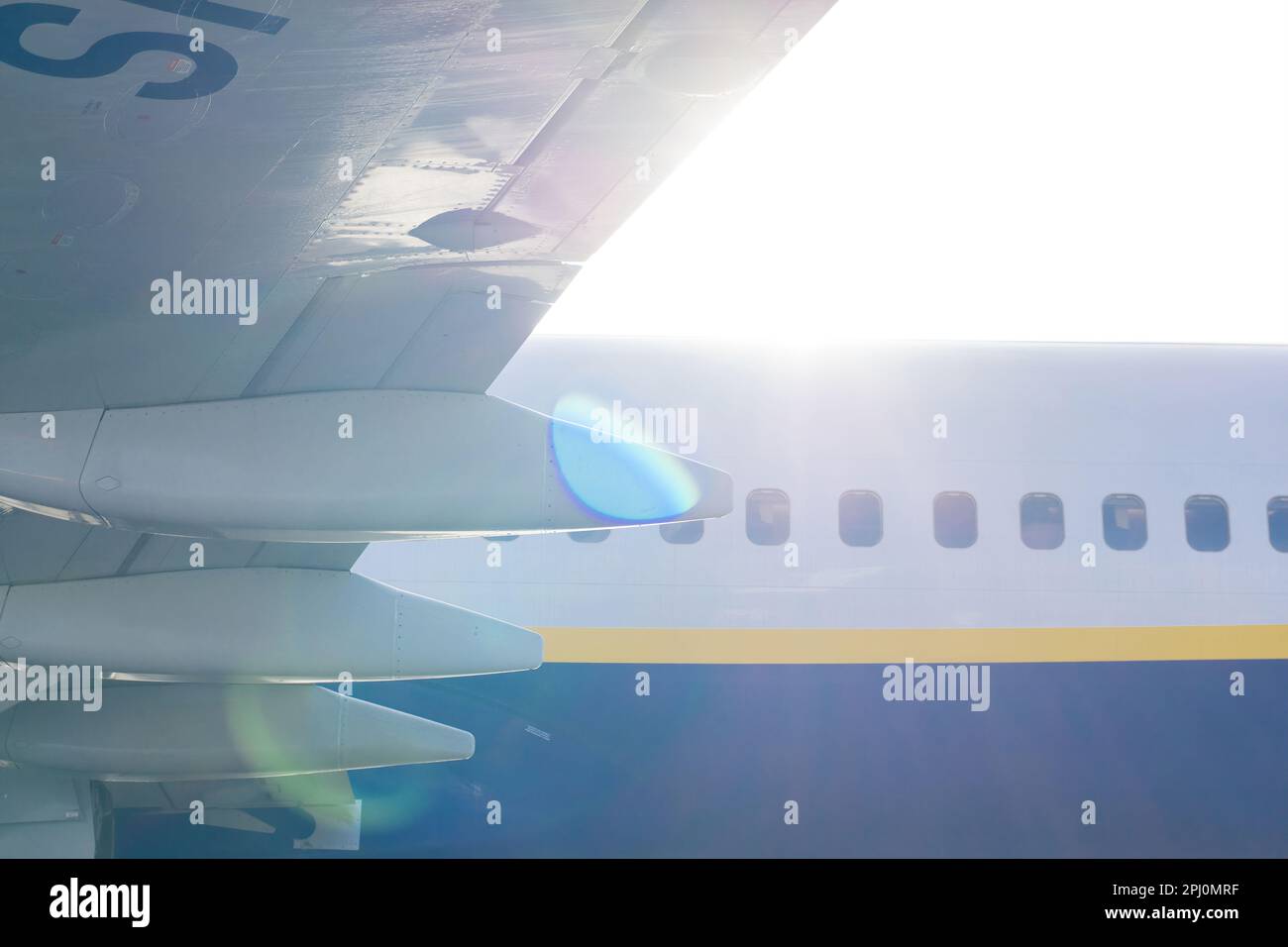 Blue and yellow plane hi-res stock photography and images - Alamy