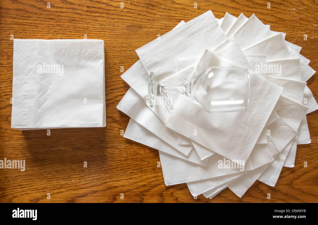Wipe glass table hi-res stock photography and images - Alamy
