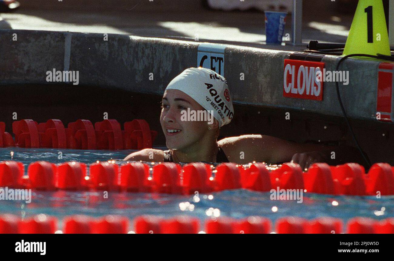 SWIM GEEHR2/C/12AUG98/SP/LS -----Carly Geehr swam in the 100m freestyle ...