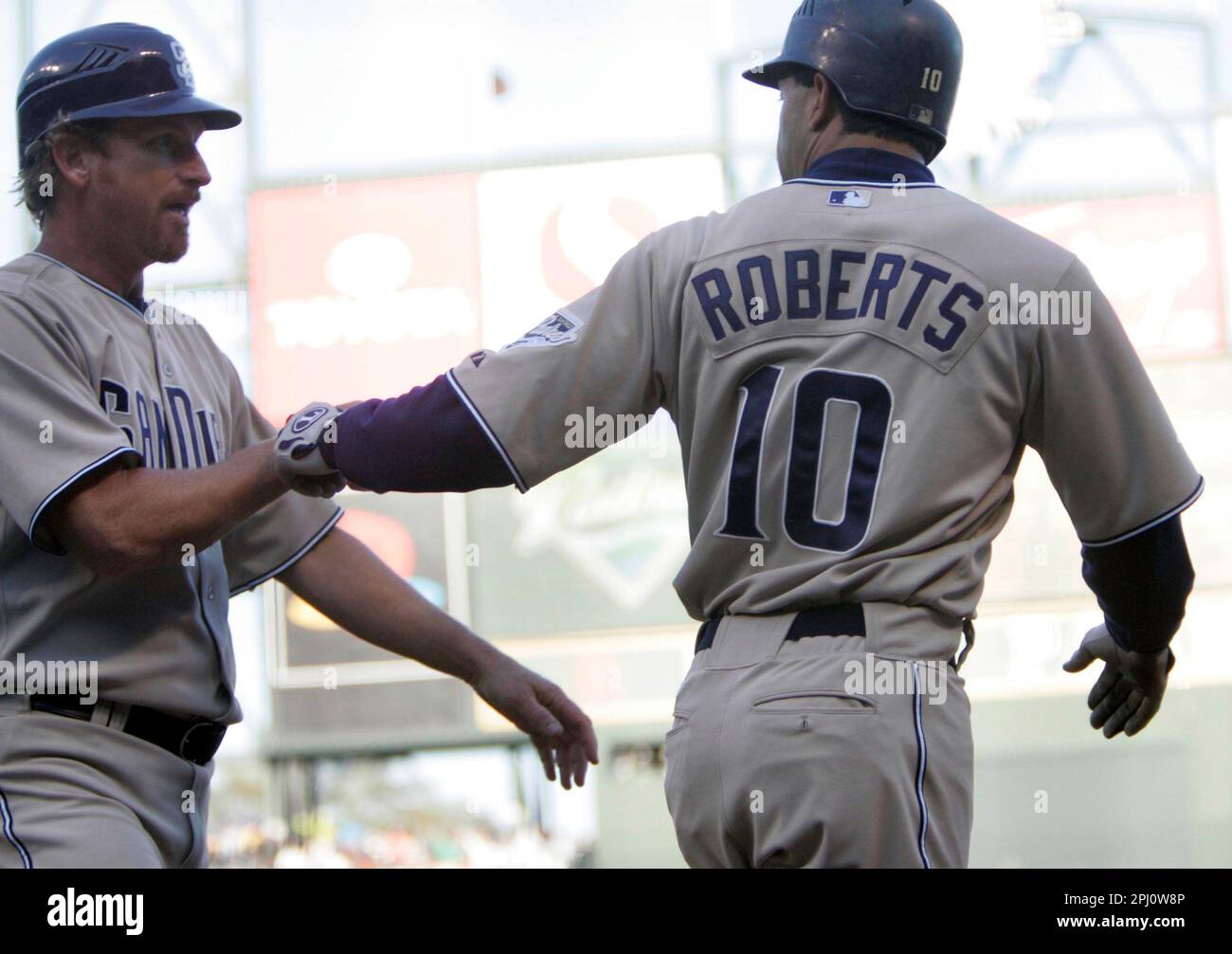 giants 181 ls.JPG Woody Williams and Dave Roberts celebrate their runs ...