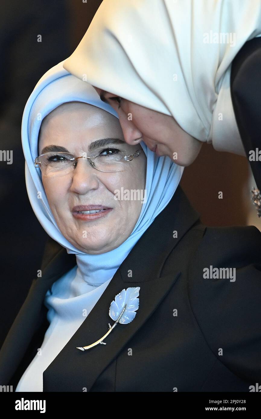 USA. 30th Mar, 2023. Mrs. Emine Erdogan (l), First Lady of the Republic ...
