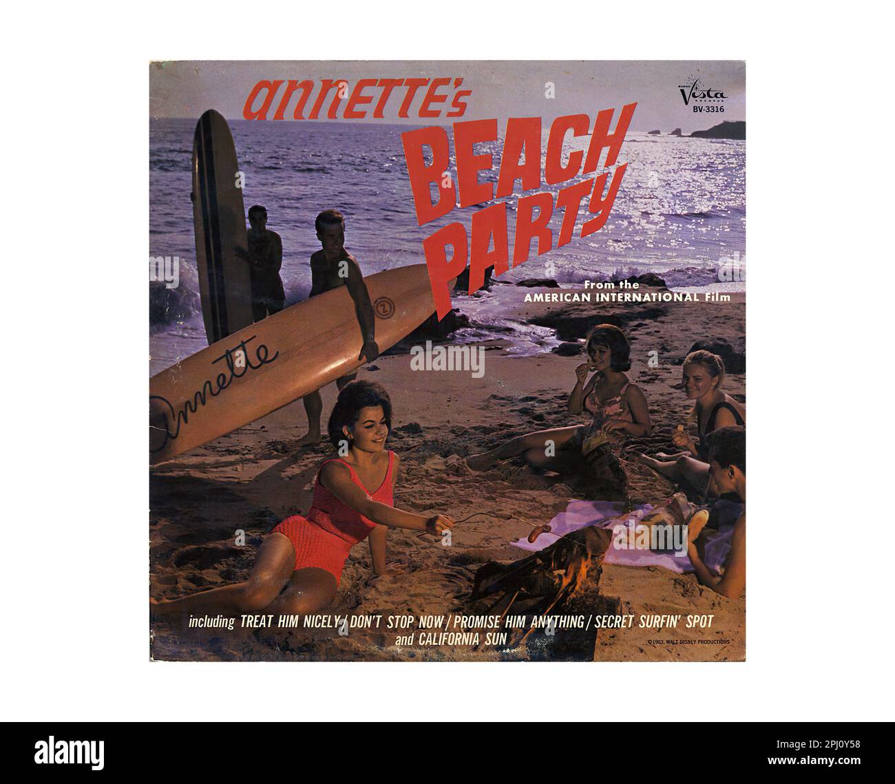 Annette funicello beach party Cut Out Stock Images & Pictures - Alamy Annette funicello beach party Cut Out Stock Images & Pictures - Alamy