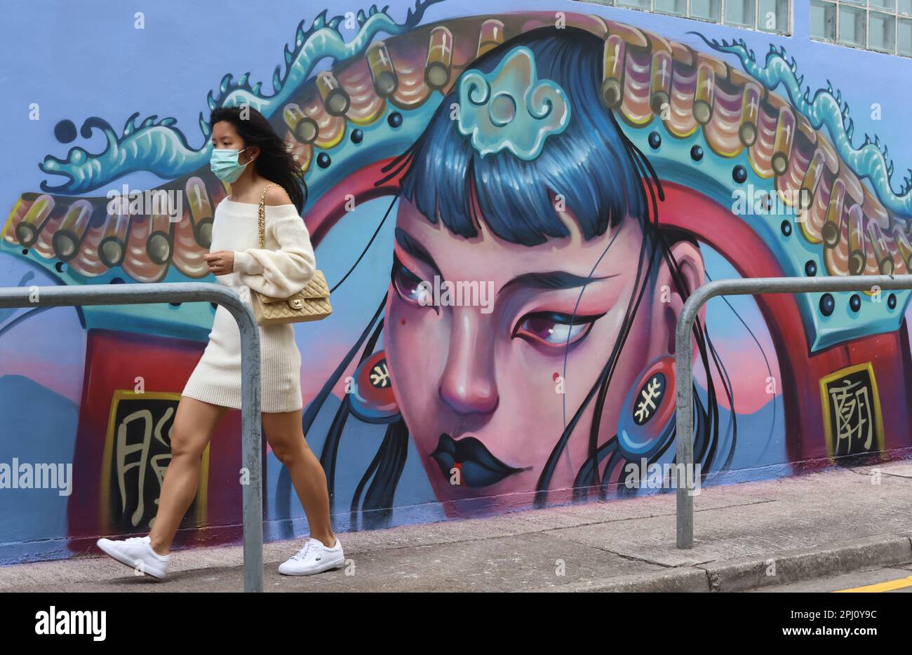 Lauren YSHH works for the HKwalls 2023 street art festival returns for ...