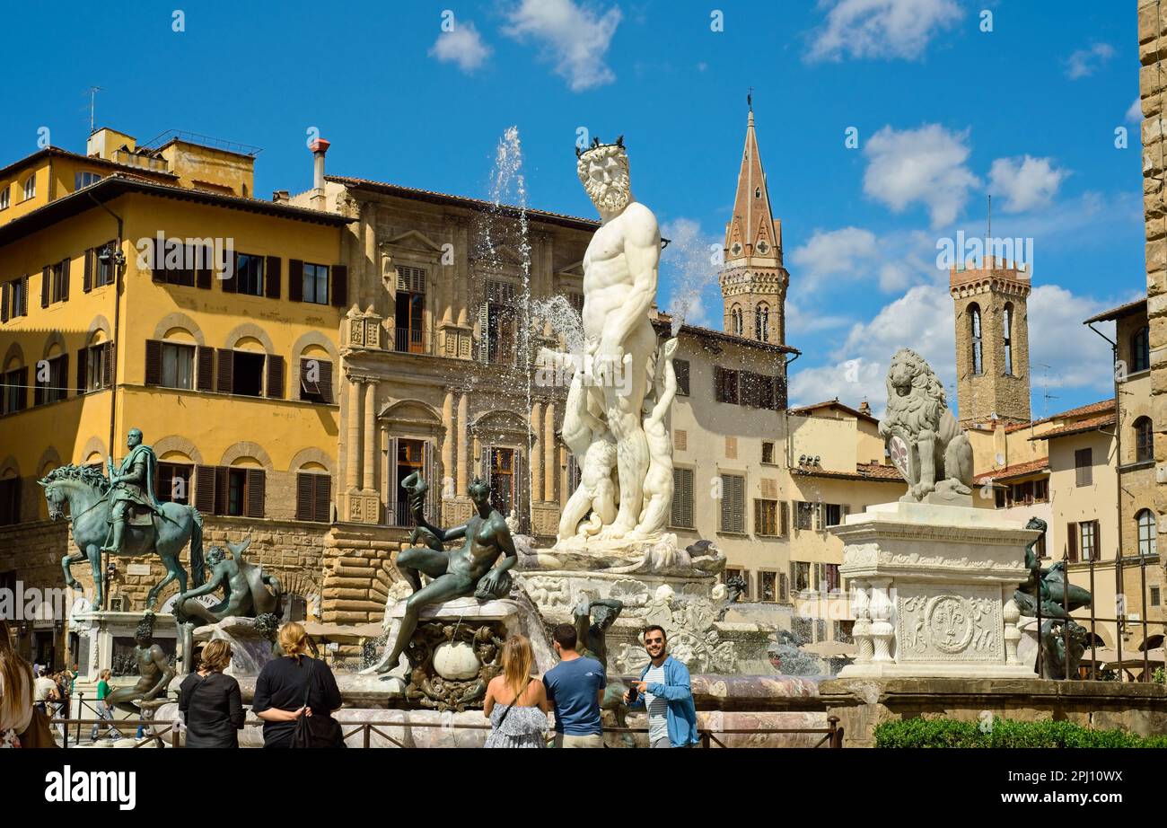 The Fountain of Neptune and the equestrian statue of Cosimo I d’Medici ...