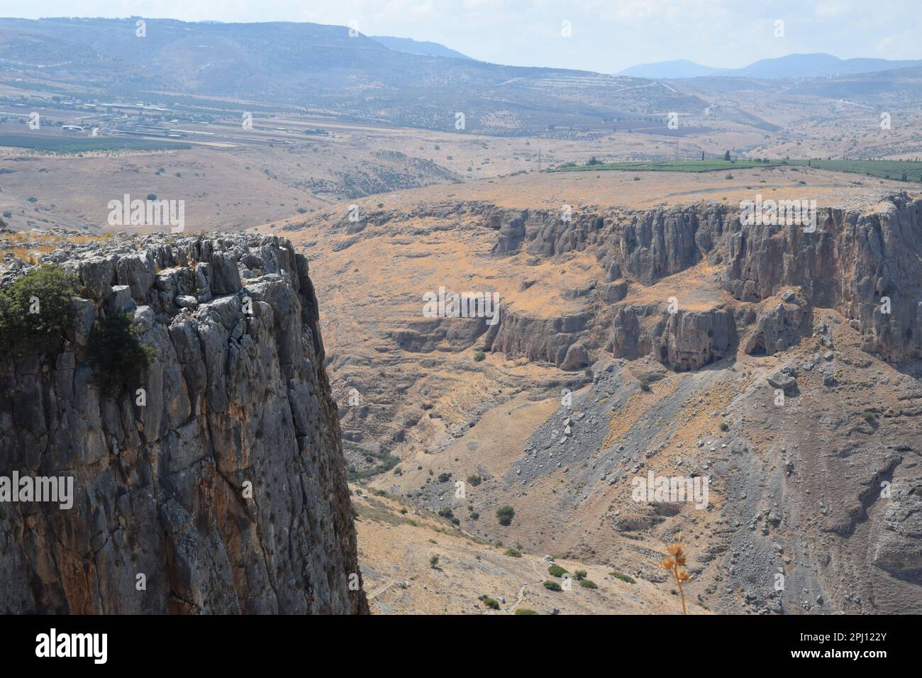 Hike along the Cliffs of Arbel Nature Reserve neat Tiberias and the Sea ...