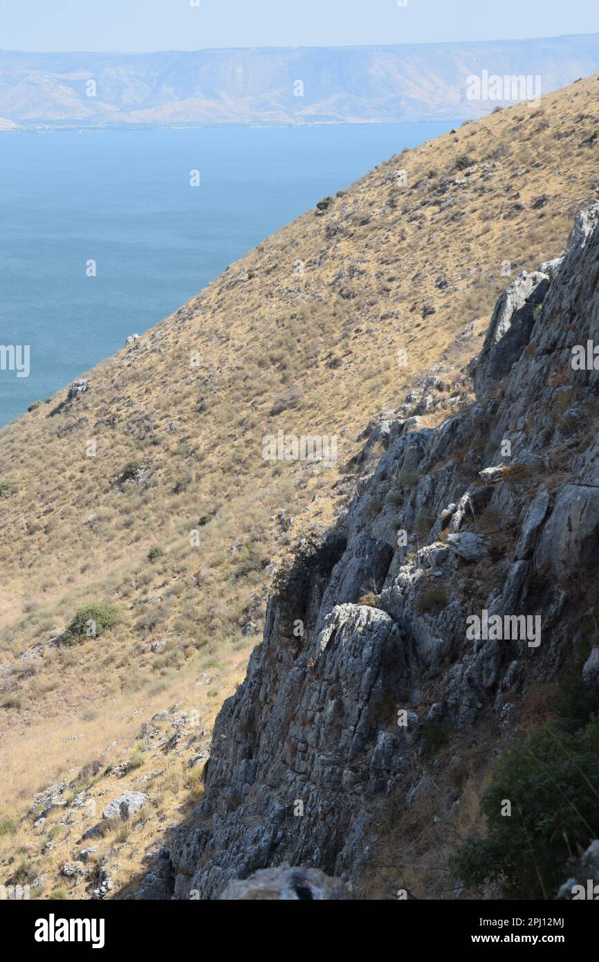 Hike along the Cliffs of Arbel Nature Reserve neat Tiberias and the Sea ...
