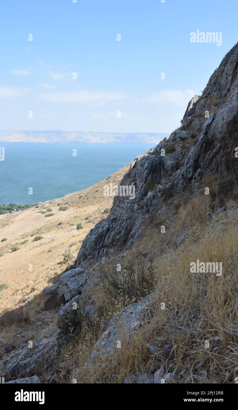 Hike along the Cliffs of Arbel Nature Reserve neat Tiberias and the Sea ...