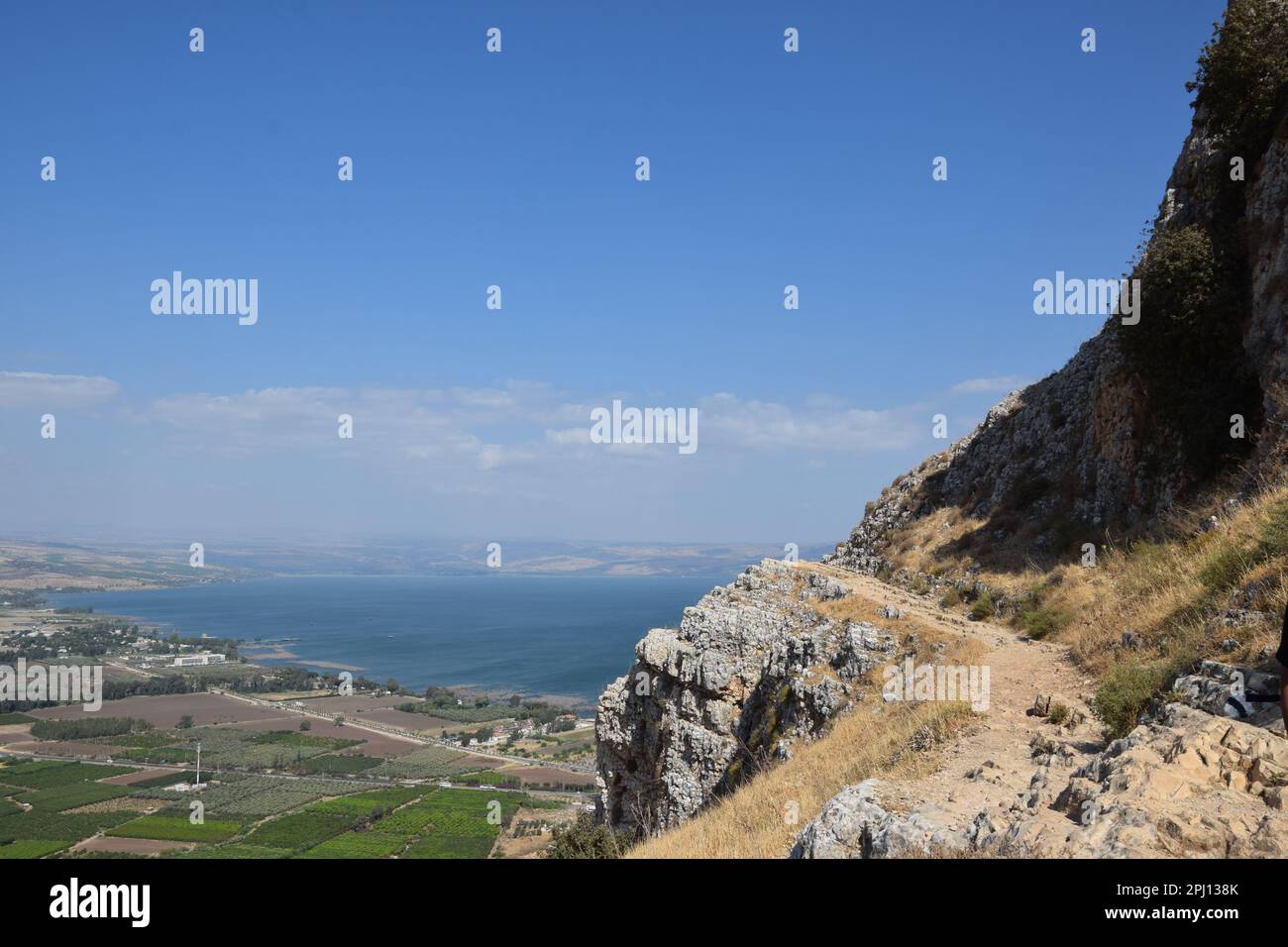 Hike along the Cliffs of Arbel Nature Reserve neat Tiberias and the Sea ...