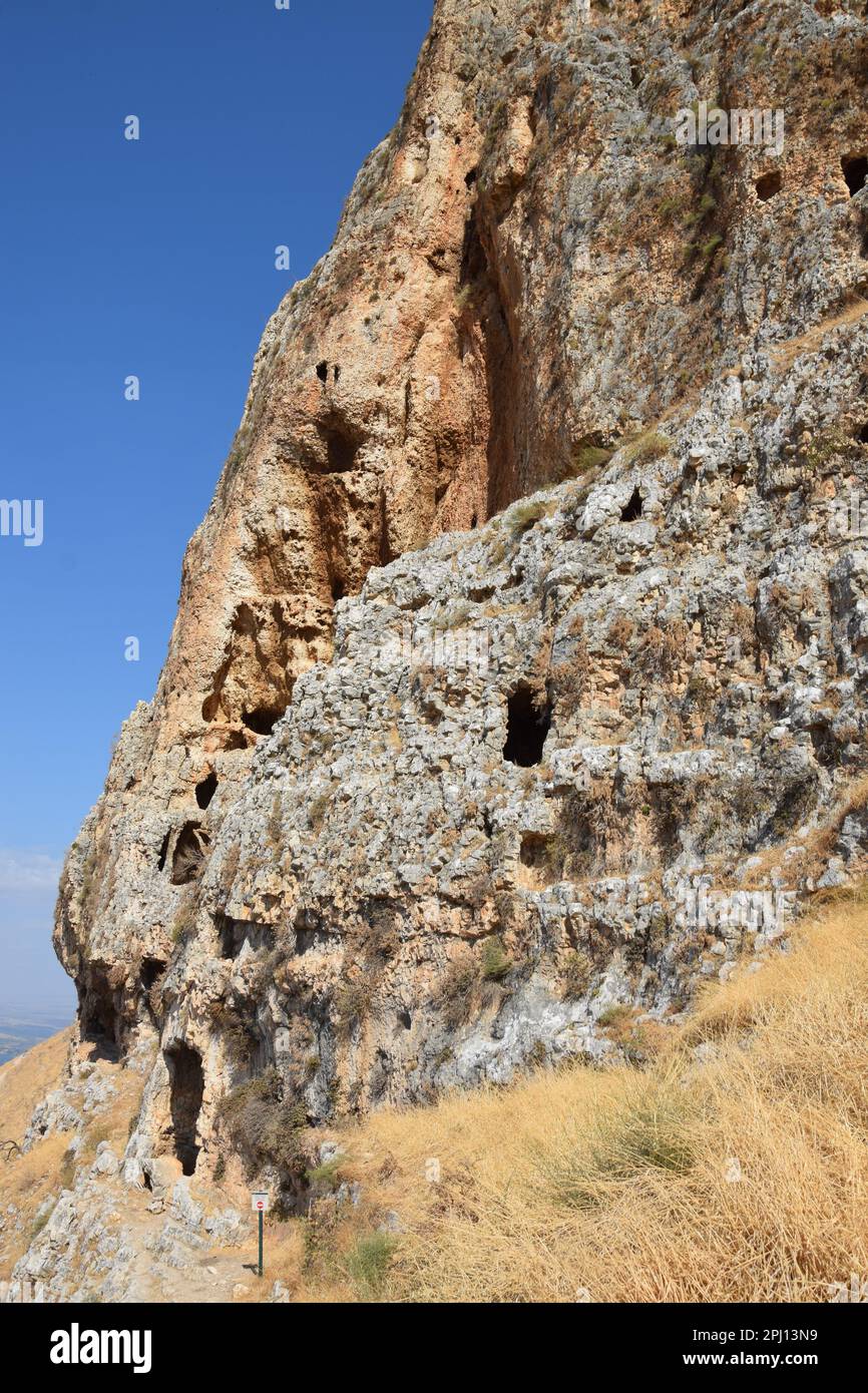 "The Fortress" cave-fortress - Hike along the Cliffs of Arbel Nature ...