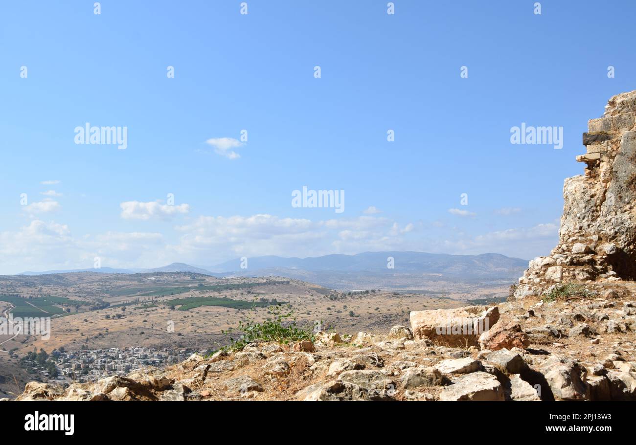 "The Fortress" cave-fortress - Hike along the Cliffs of Arbel Nature ...