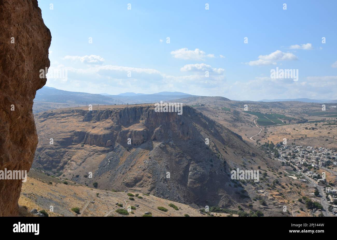 Hike along the Cliffs of Arbel Nature Reserve neat Tiberias and the Sea ...