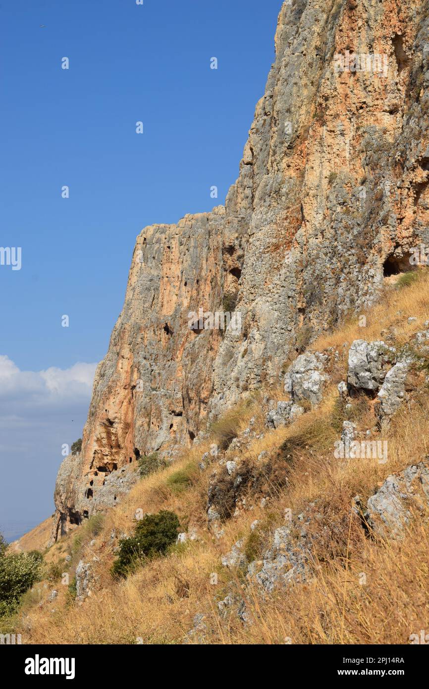 Hike along the Cliffs of Arbel Nature Reserve neat Tiberias and the Sea ...
